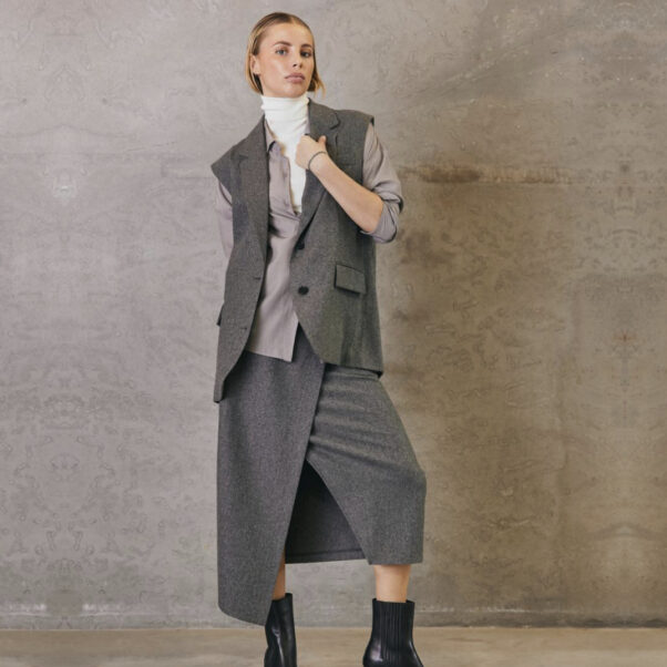 Your luxe wardrobe favorites online - Shop now » Stylestore.com